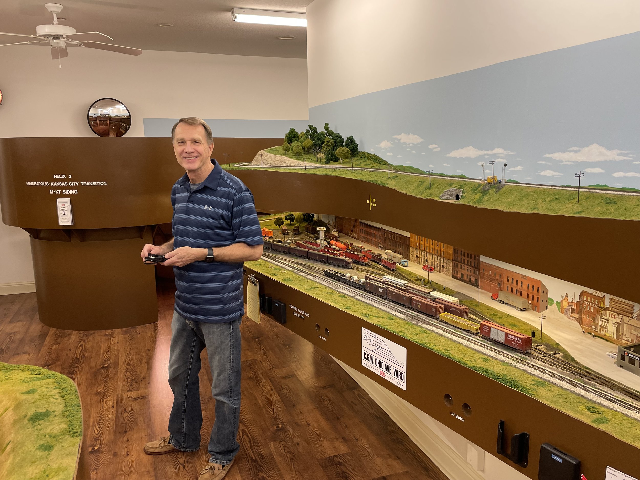 Mike Armstong's Rock Island Railroad Mid-Continent Route (HO) | LDSIG